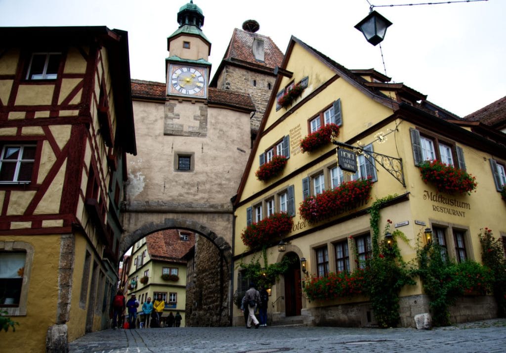 27 BEST Countries to Visit in November Around the World 2025