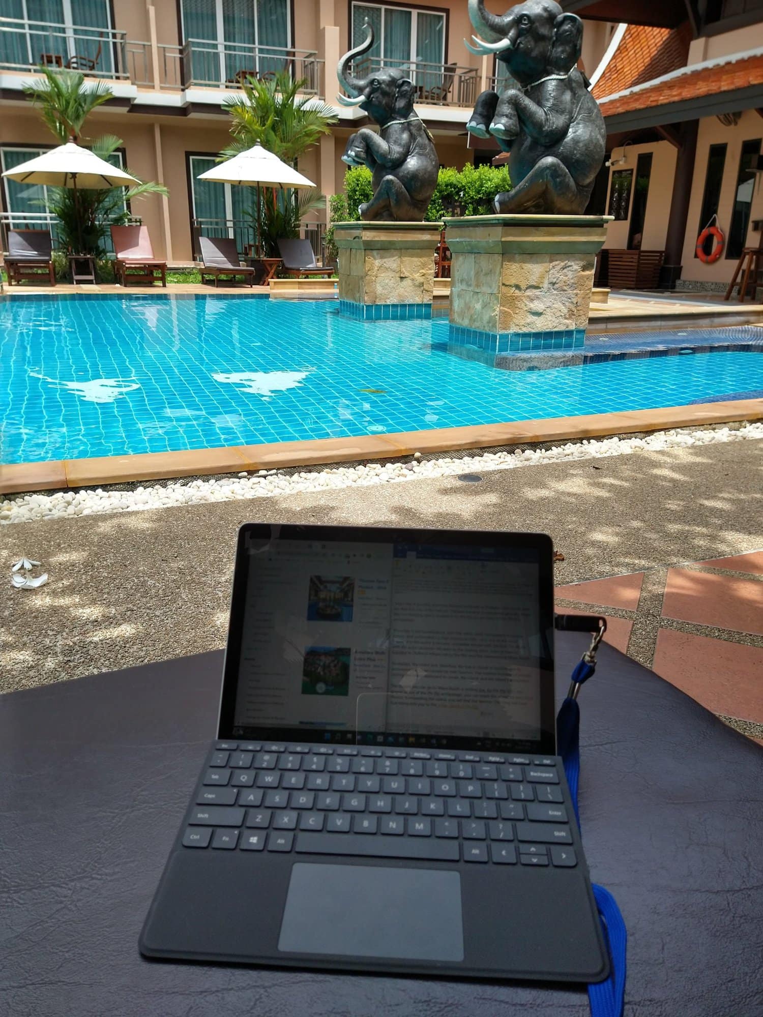 Is Nomadic Retirement For You? 11 Factors To Consider (By Nomads 2025)